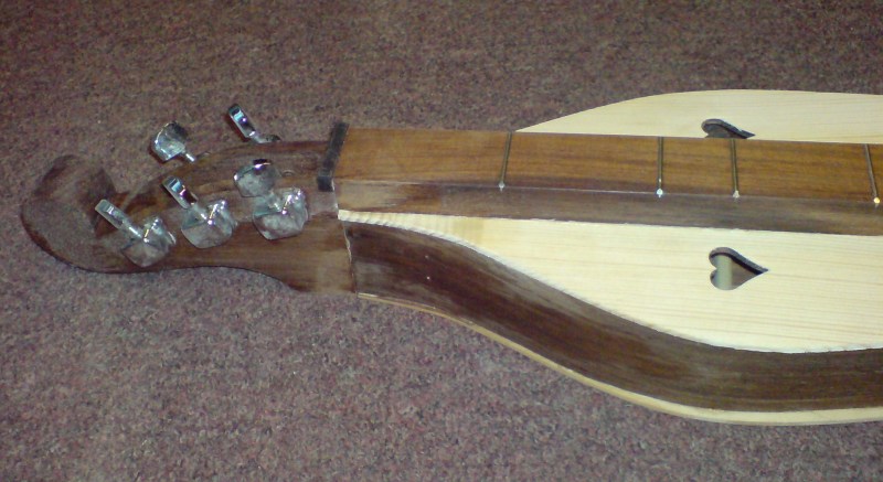 Haüfcut Instruments : Appalachian Mountain Dulcimer