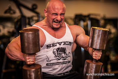 Muscle Lover: Polish IFBB Pro bodybuilder Robert Piotrkowicz (2)