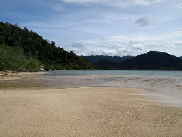 Cubadak, Perfect Paradise Divers in West Sumatra | ENJOY YOUR TRAVELLING