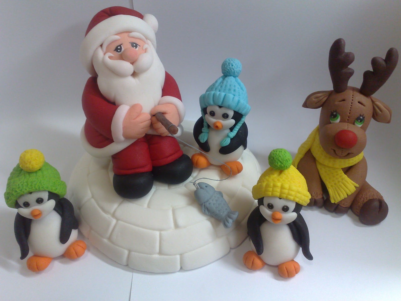 Studio "FONDANT DESIGN ANA" - Figurice za torte (fondant figures): Deda ...