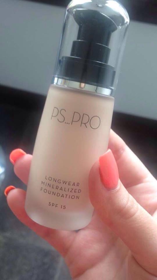 Jodi Roche Makeup: PS Pro Foundation Review