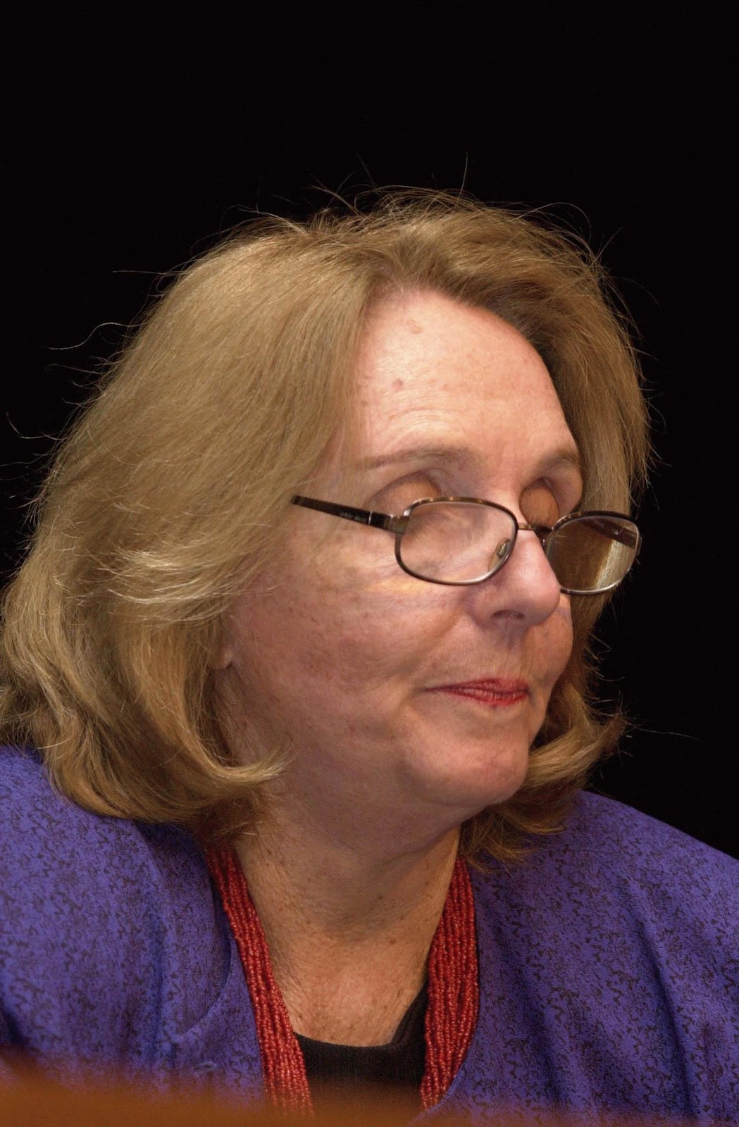 Lya Luft - senhora absoluta de um universo | Templo Cultural Delfos