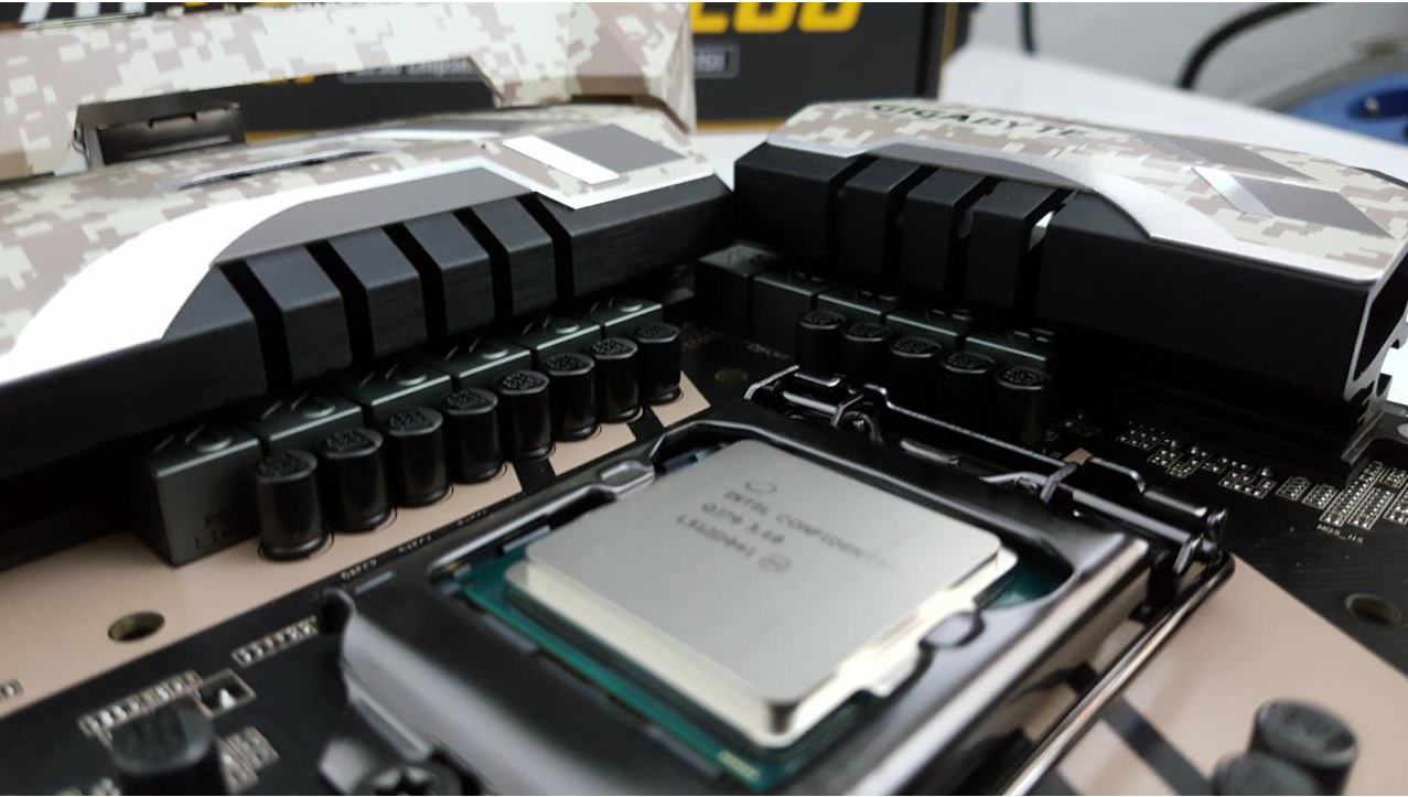 Gigabyte X170-Extreme ECC Motherboard ( fotos exclusivas ) - Play With Me