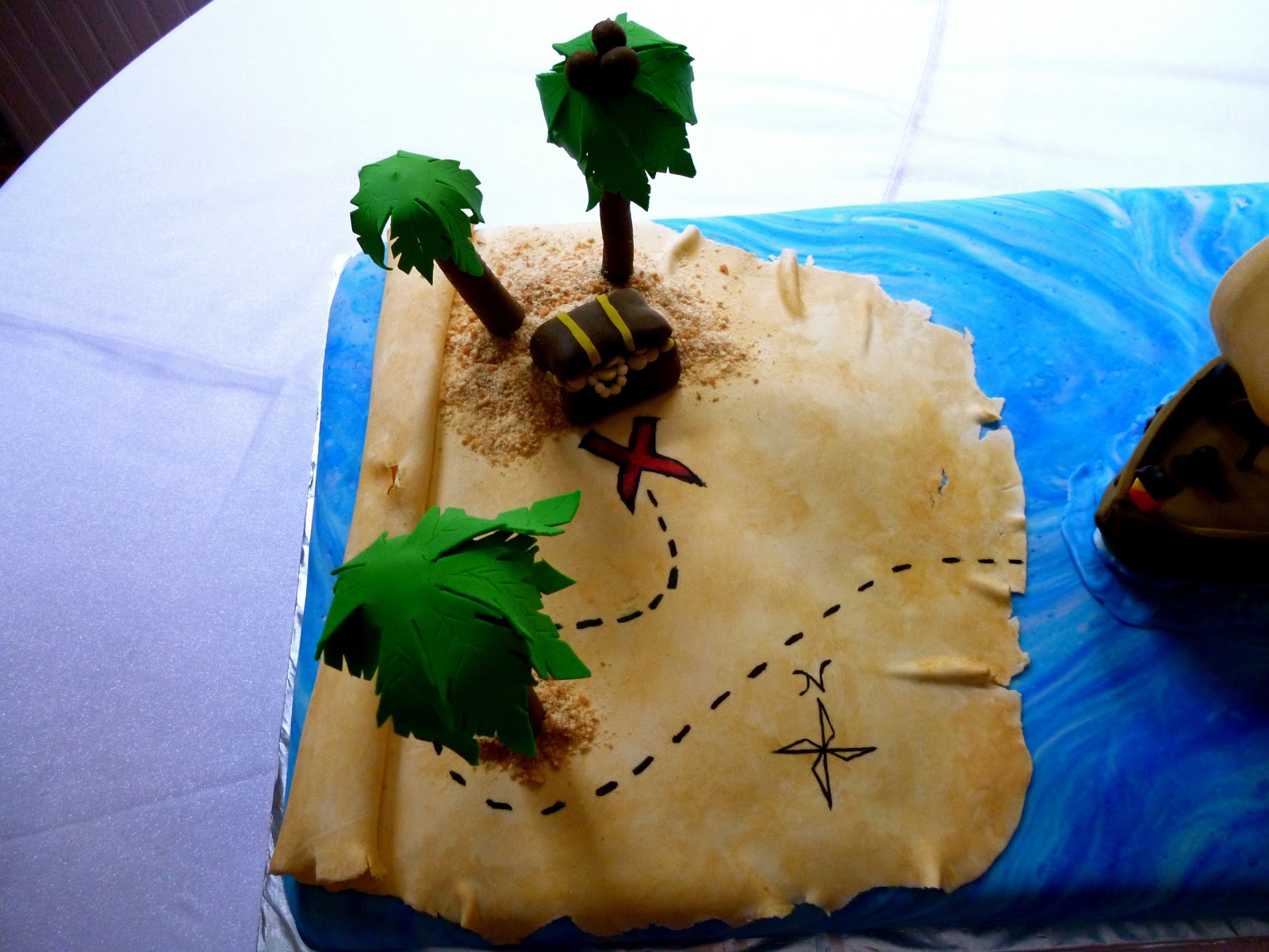 Noelle likes Good Food: Treasure Map Cake