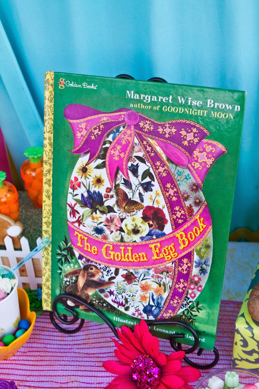 Miss Party Mom: "The Golden Egg Book" Easter Party/Shoot