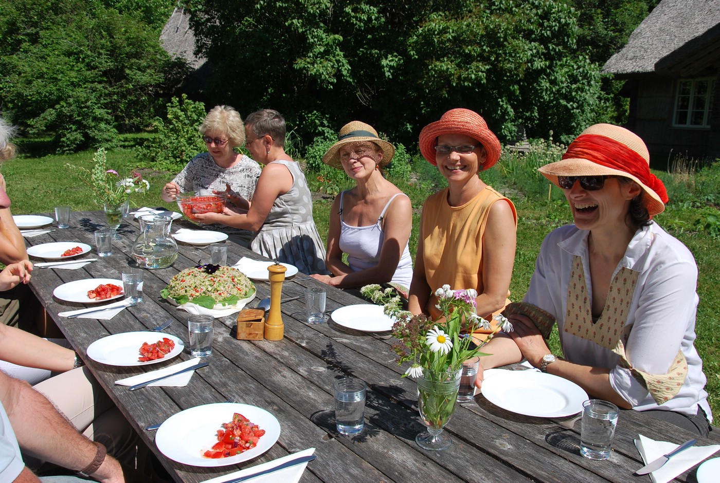 Estonian Nature Tours: Cooperation with the Local Community