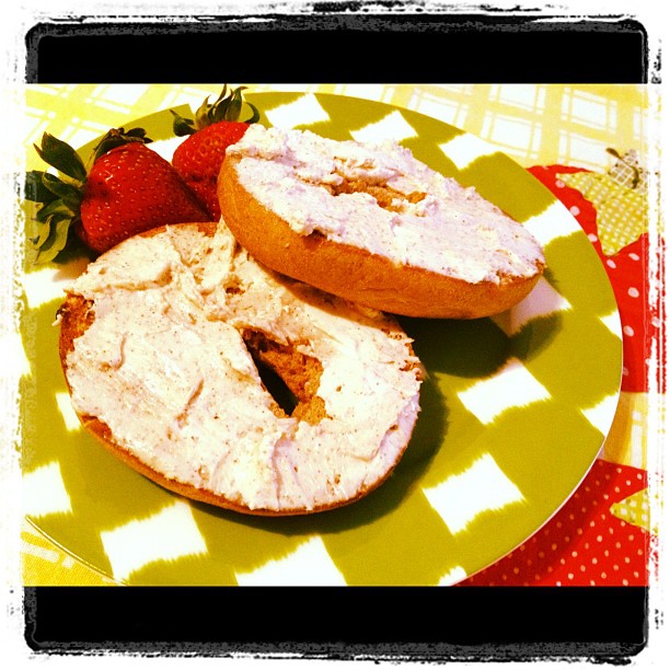 Grocery Lane: Schmear It On