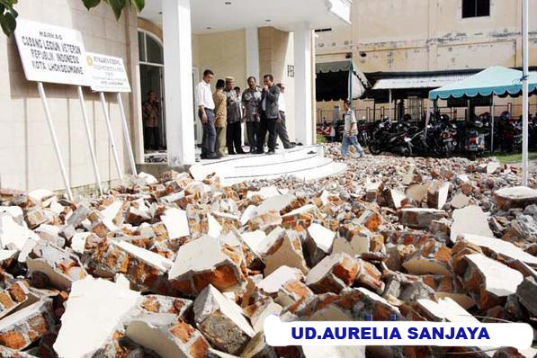 pusat info berharga, berguna serta penting: Jasa Buang Puing Bangunan ...