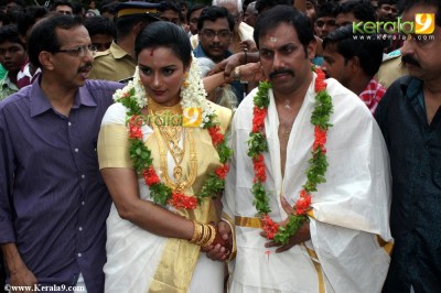 RECENT POLITICAL ISSUES IN KERALA: Actress Swetha Menon Wedding Video ...