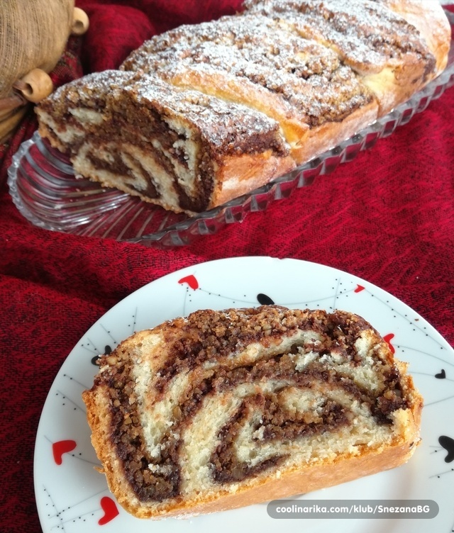 U KUHINJI I OKO NJE: PLETENICA SA LEŠNICIMA