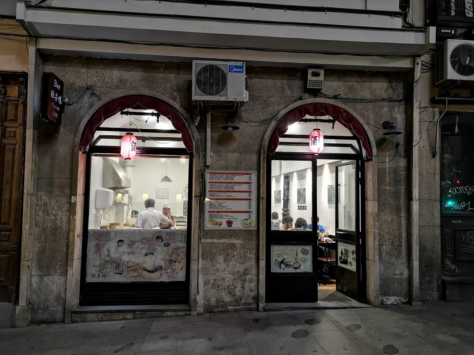 Les Fartures: Bar Gyoza Go!