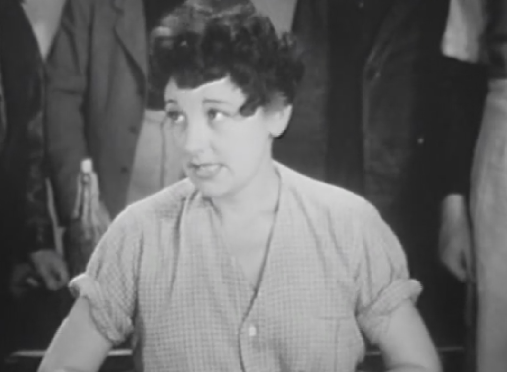 Clarke Chronicler's Horror Girls: 87 The Mysterious Doctor ( 1943 )