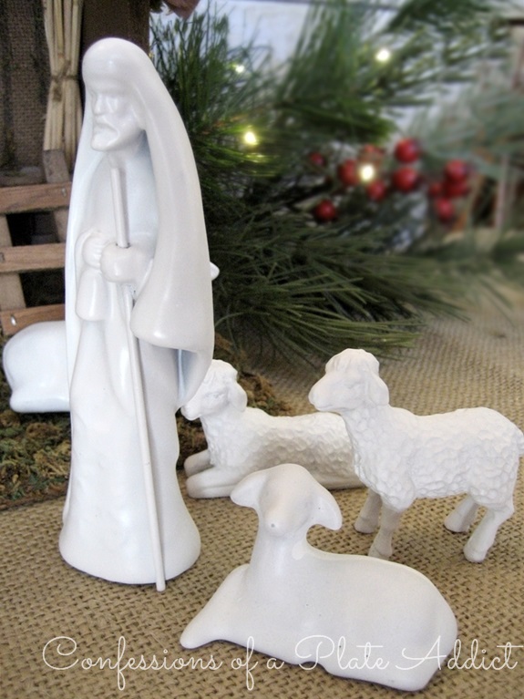 CONFESSIONS OF A PLATE ADDICT: Dollar Store Nativity Makeover