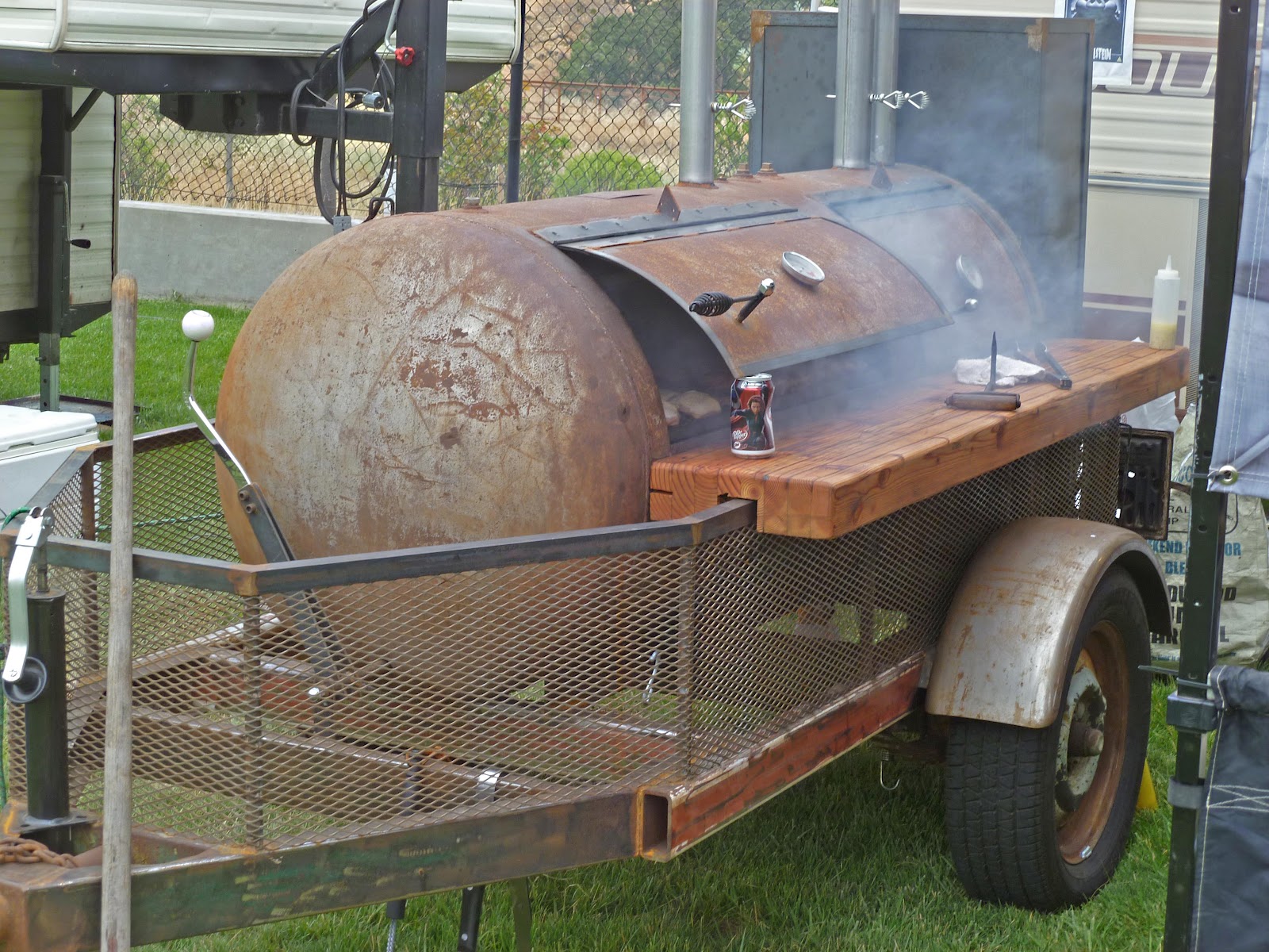 MAD MEAT GENIUS: WINE COUNTRY BIG BBQ