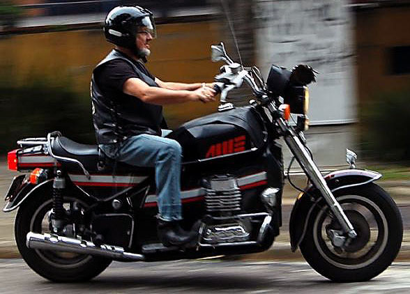 OddBike: Amazonas 1600 - Beetle Powered Brazilian Behemoth