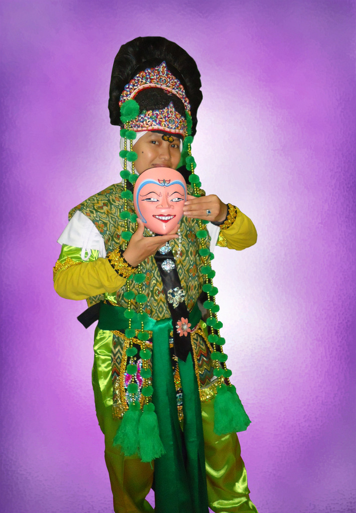 TOPENG CIREBON ASLI: Topeng Cirebon asli