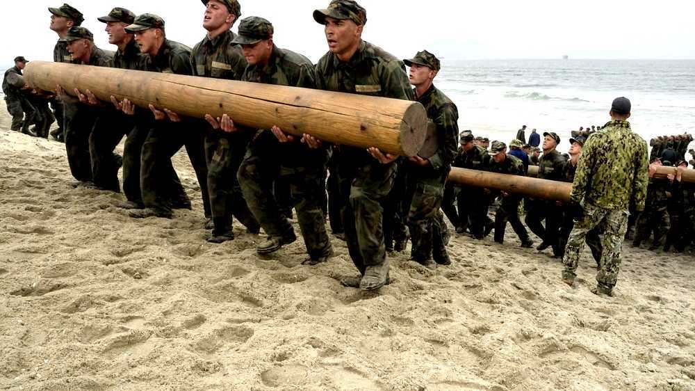United States Navy SEAL selection and training