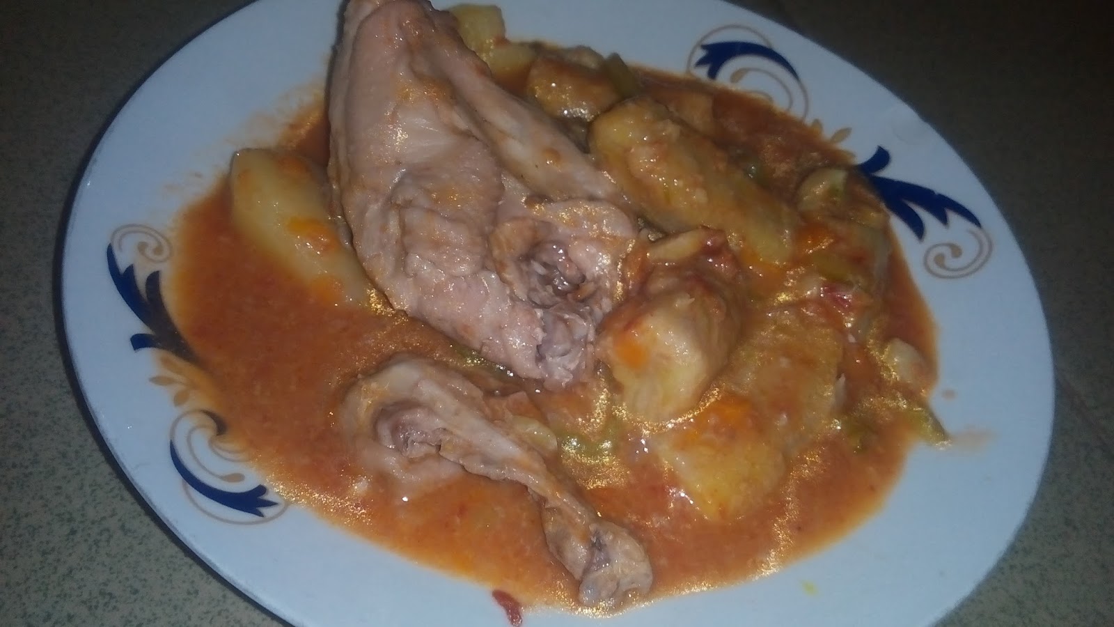 MCHEMSHO WA KUKU(BOILED GREEN BANANAS WITH CHICKEN MIXTURE) | Mapishi ...