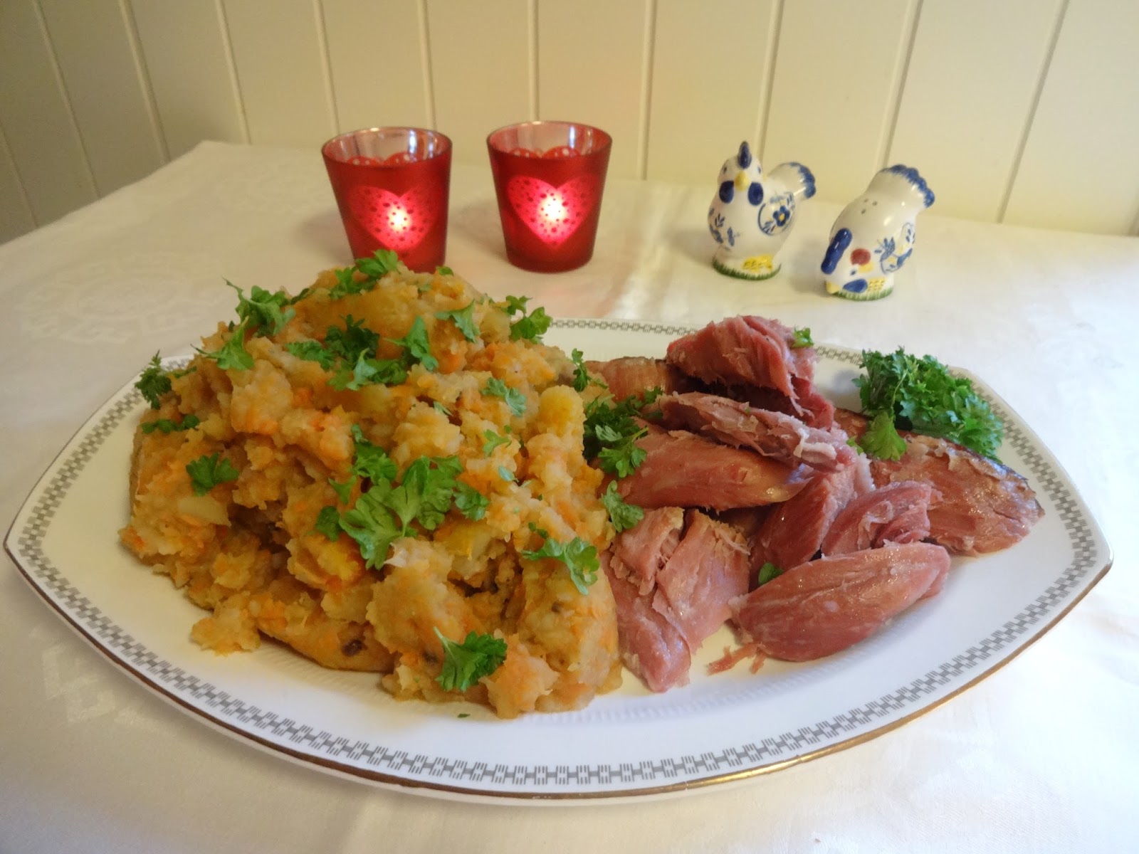 Edels Mat : One-Pot Crock-Pot svineknoke med rustikk rotmos