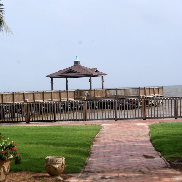 A Little Loveliness: The Grand Hotel in Point Clear, Alabama