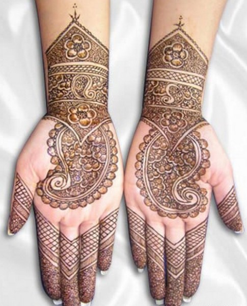 Bridal Creation: Indian bridal wedding Mehndi