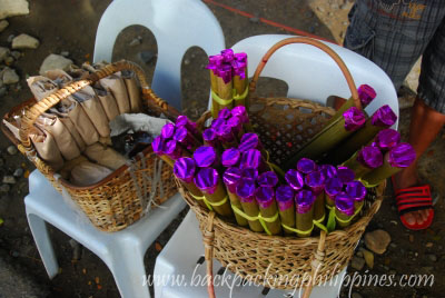 Backpacking Philippines: Tinubong: Kakanin Inside Bamboo Tubes in Vigan ...
