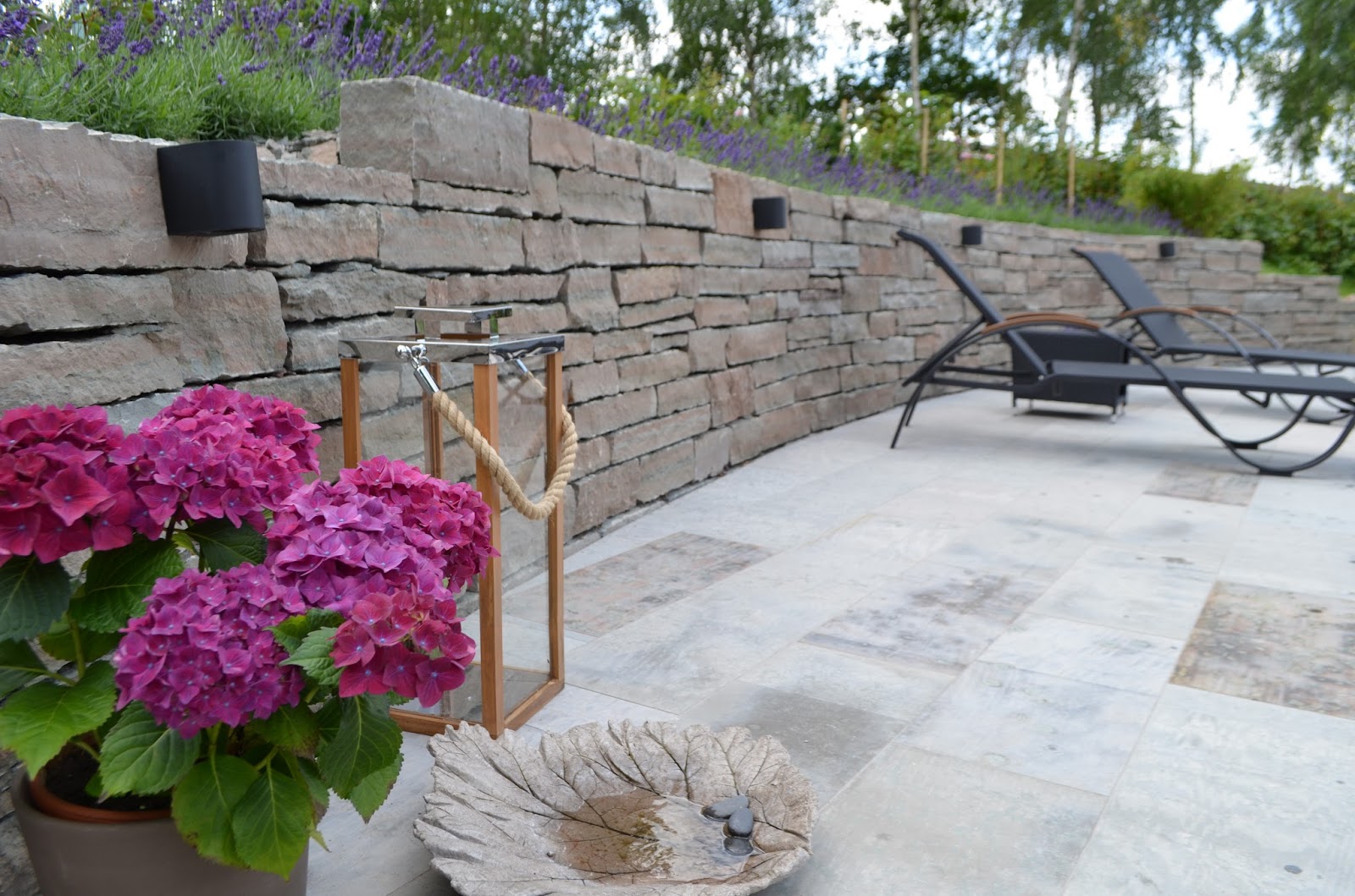 T som i Trädgård: Trädgårdsdesign till poolen