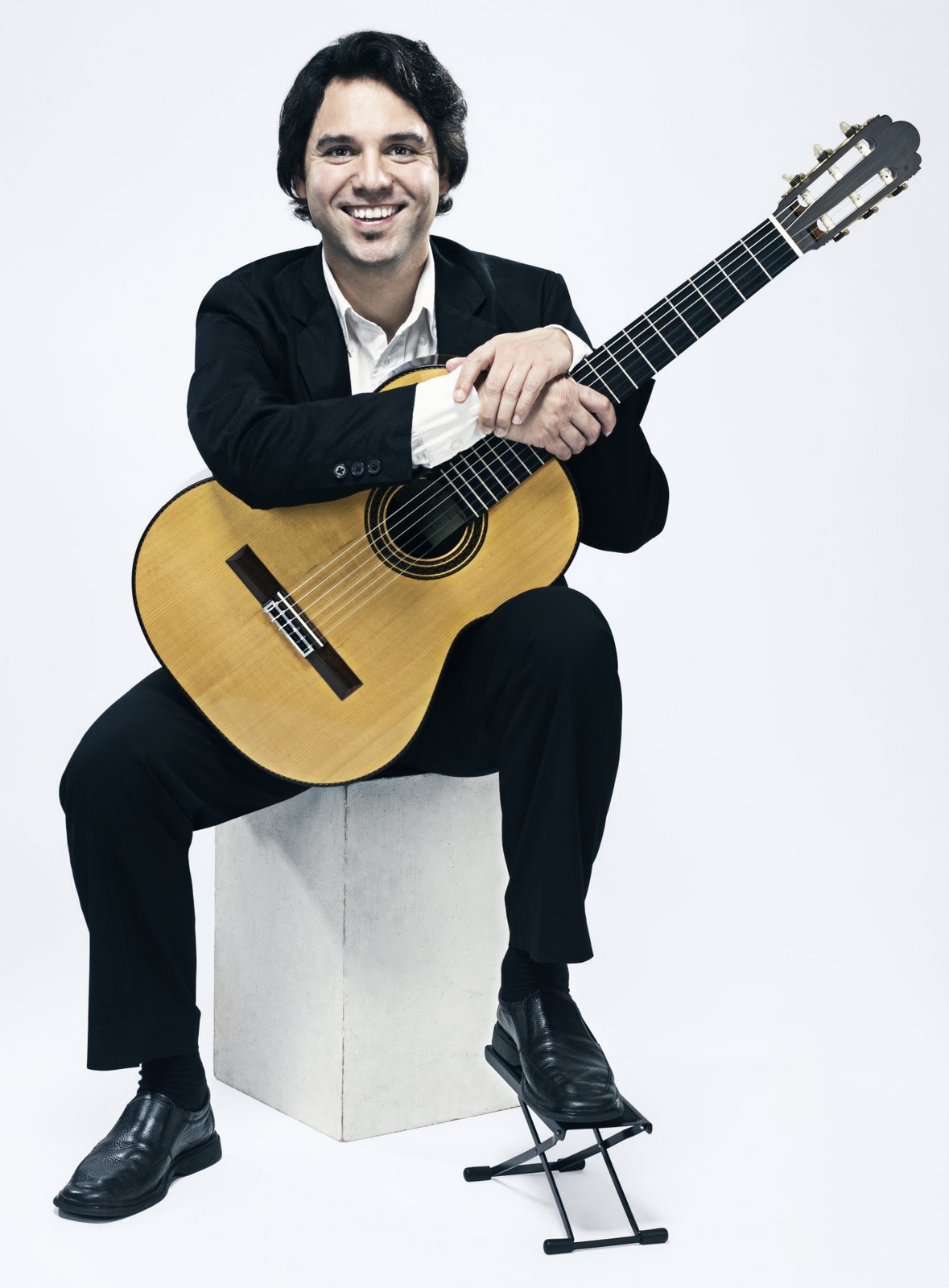 Ealing Guitar Society: Morgan Szymanski