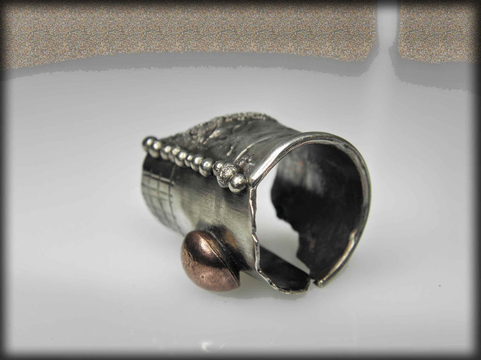 Vesna Kolobaric - art: TEKTONIKA - TECTONICS