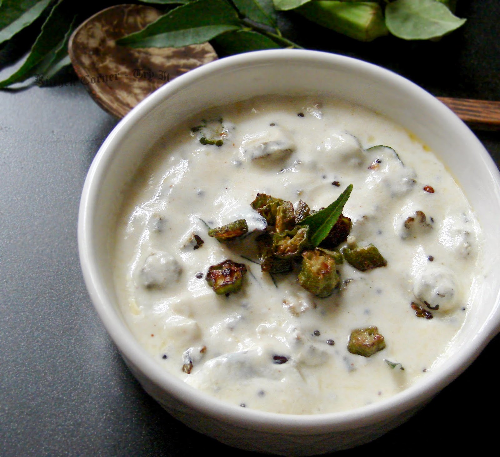 Vendakka/Okra Kichadi