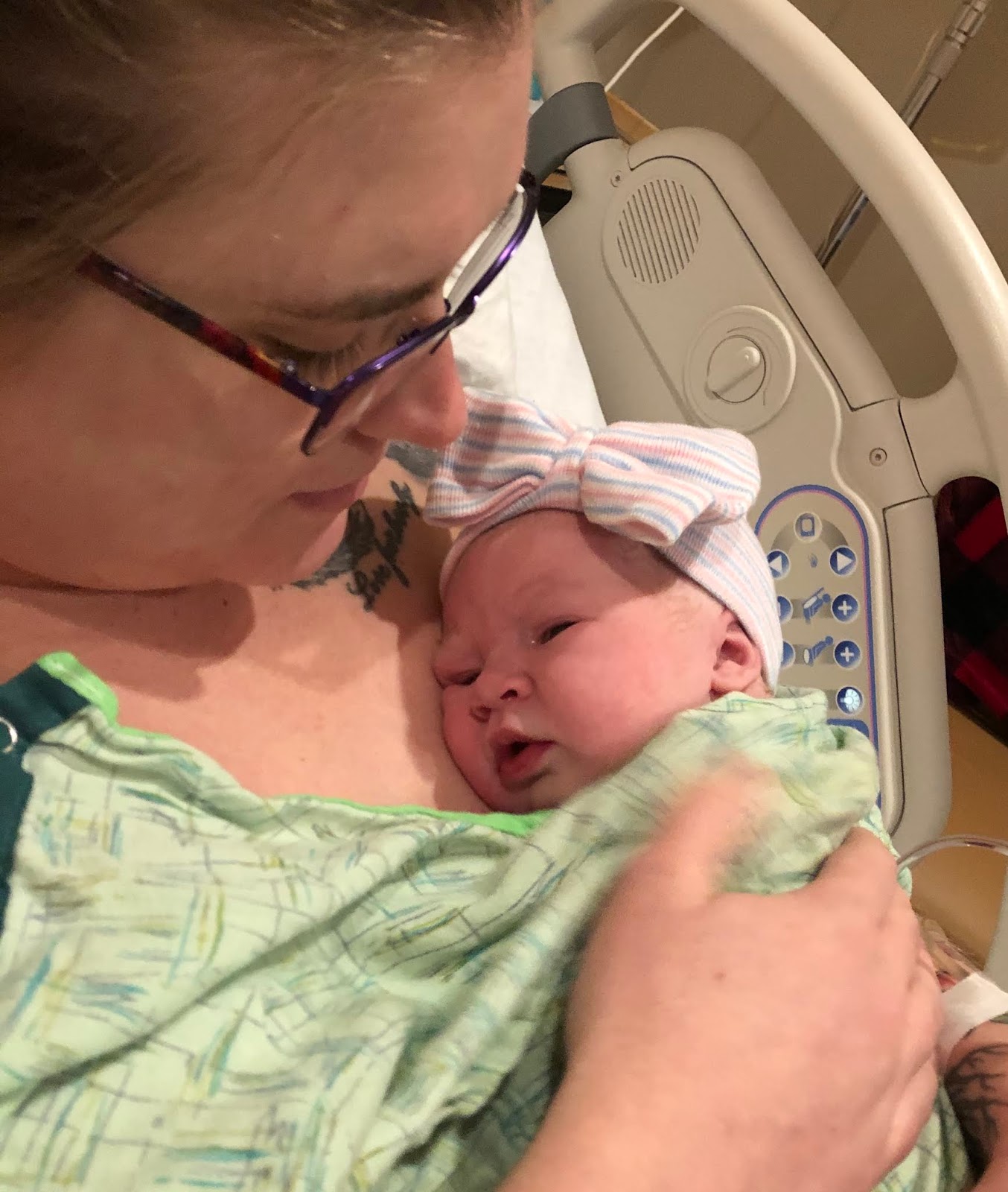 18underoneroof : ...and, wow, just like that, a brand new baby!!!!