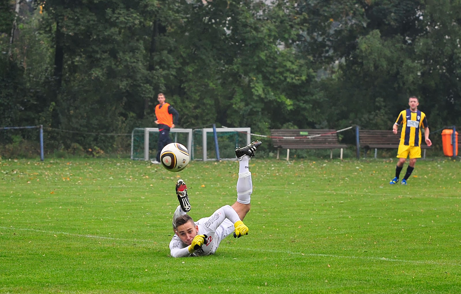 Sports, Groundhopping: ASK Klein-Neusiedl - ASK Marienthal, 1. Klasse ...