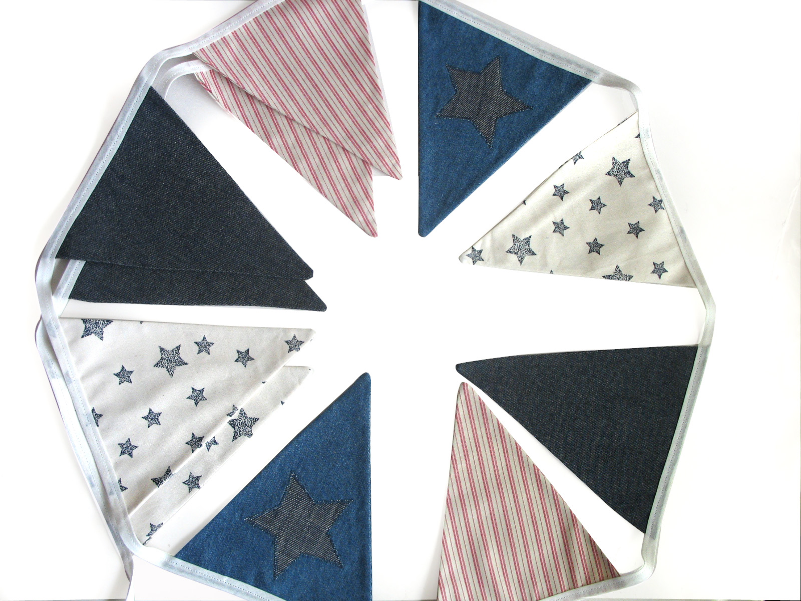 Merry-Go-Round Handmade: August 2012