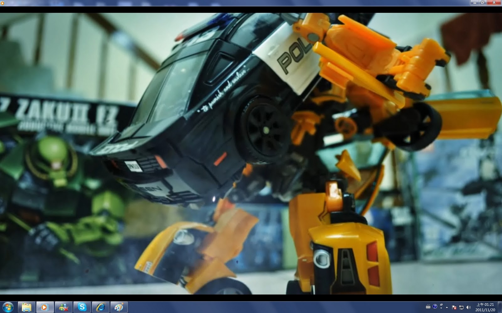 Stop Motion and Movies: Transformers Stop Motion - Race and Destroy