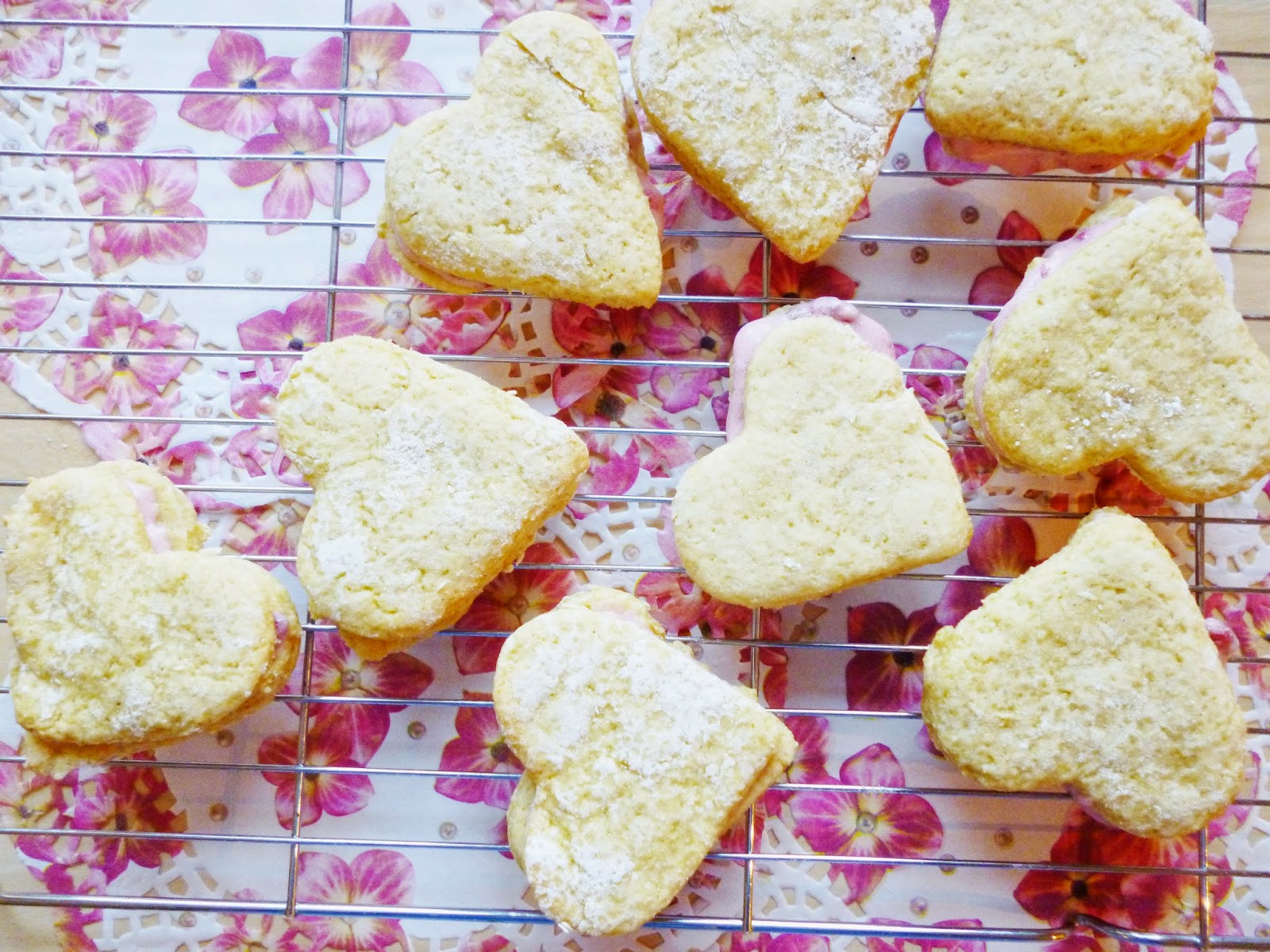 Cake Of The Week: Raspberry Vanilla Sandwich Biscuits