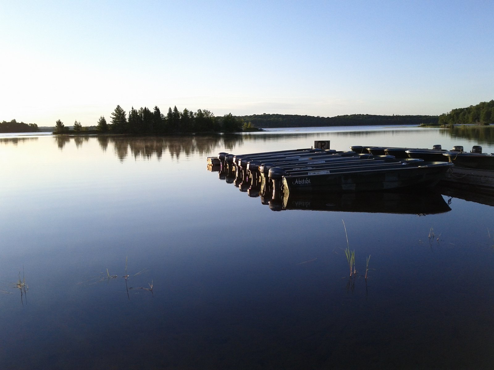 Deer Horn Lodge: Deer Horn Lodge, Cabonga Reservoir, Québec, Canada