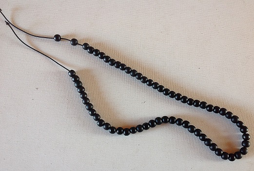 Nieutech`s Beads & Boutique: Hoe om 'n enkel string krale te ryg