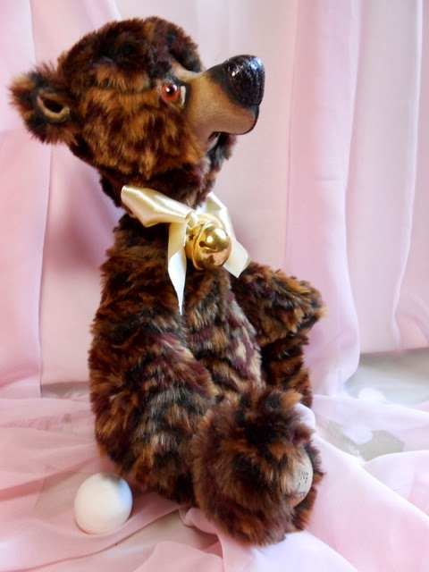 Teddy dreams: Onga, OOAK unique teddy bear