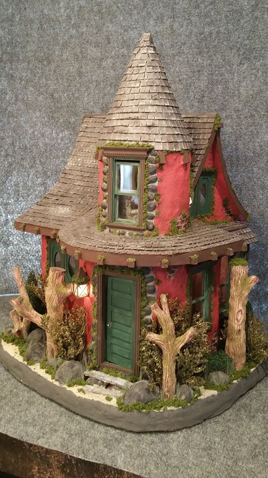 Greggs Miniature Imaginations: Witches Cottage