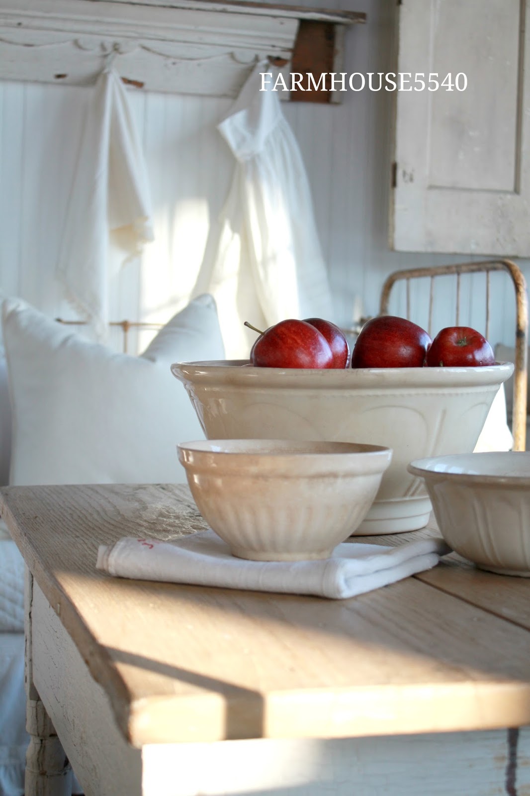 FARMHOUSE 5540: Farmhouse Inspiration ~ Red