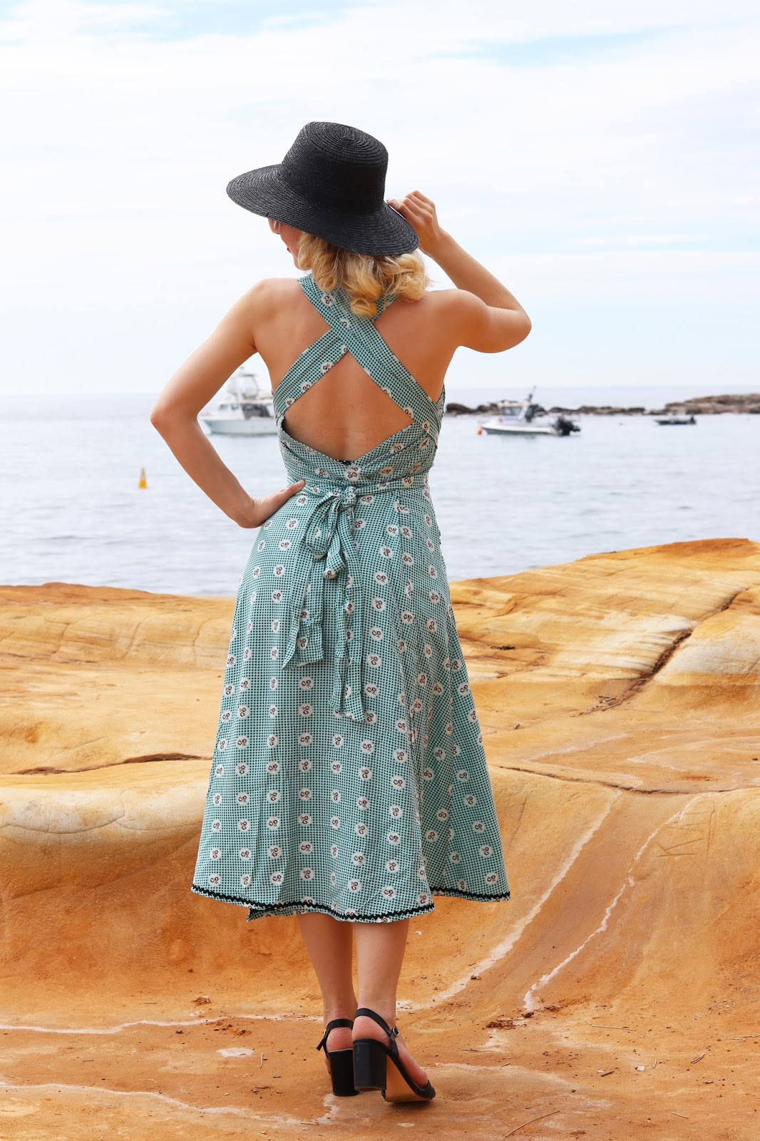 Sewing: Decades of Style | GracefullyVintage