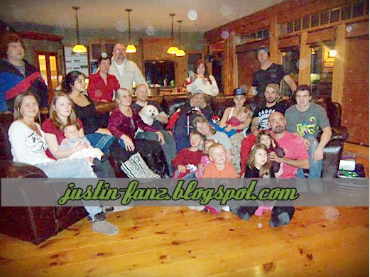 Justin Bieber: Justin Bieber with Family and Friends