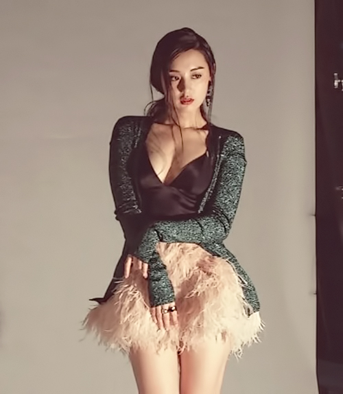 5 Reasons Fans Love Kim Ji Won Daily K Pop News