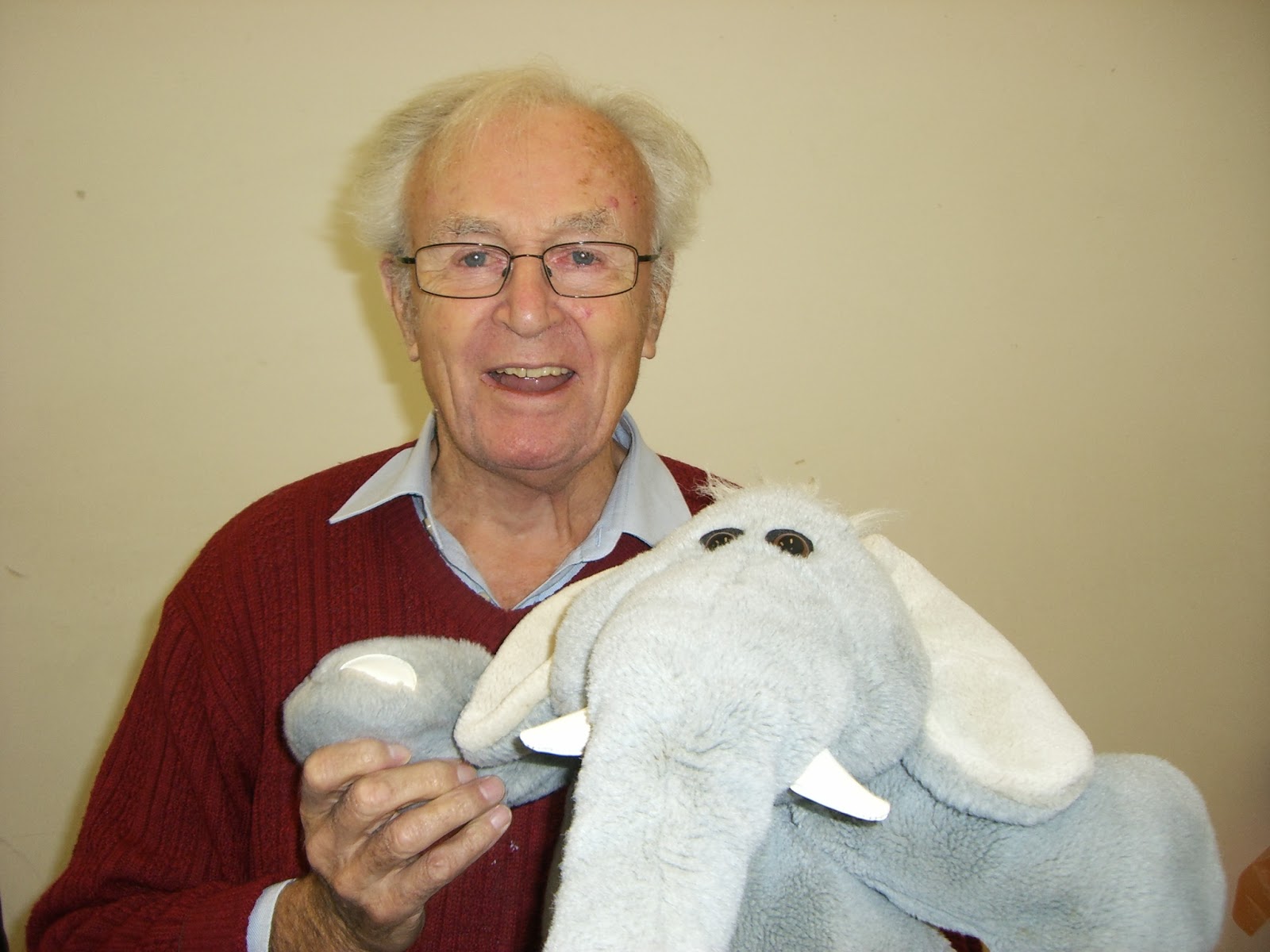 The Very Fluffy Diary of Millennium Dome, Elephant: Day 4716 ...