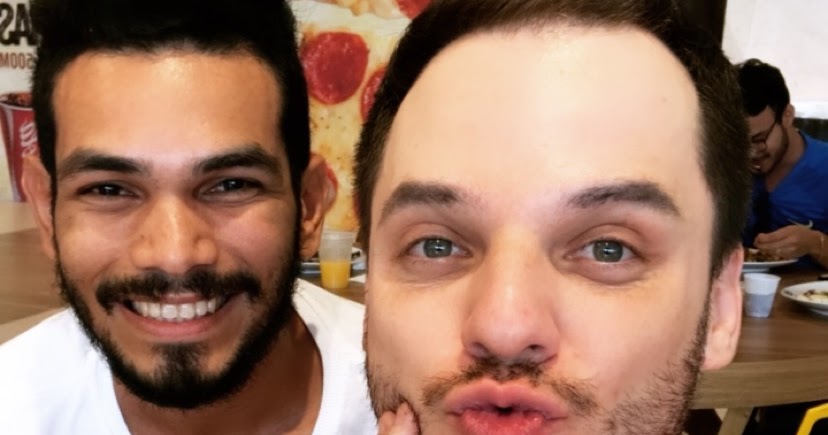 Por ANDERSON FUNNIE: O DIA QUE EU CONHECI LORELAY FOX (DANILO DABAGUE)