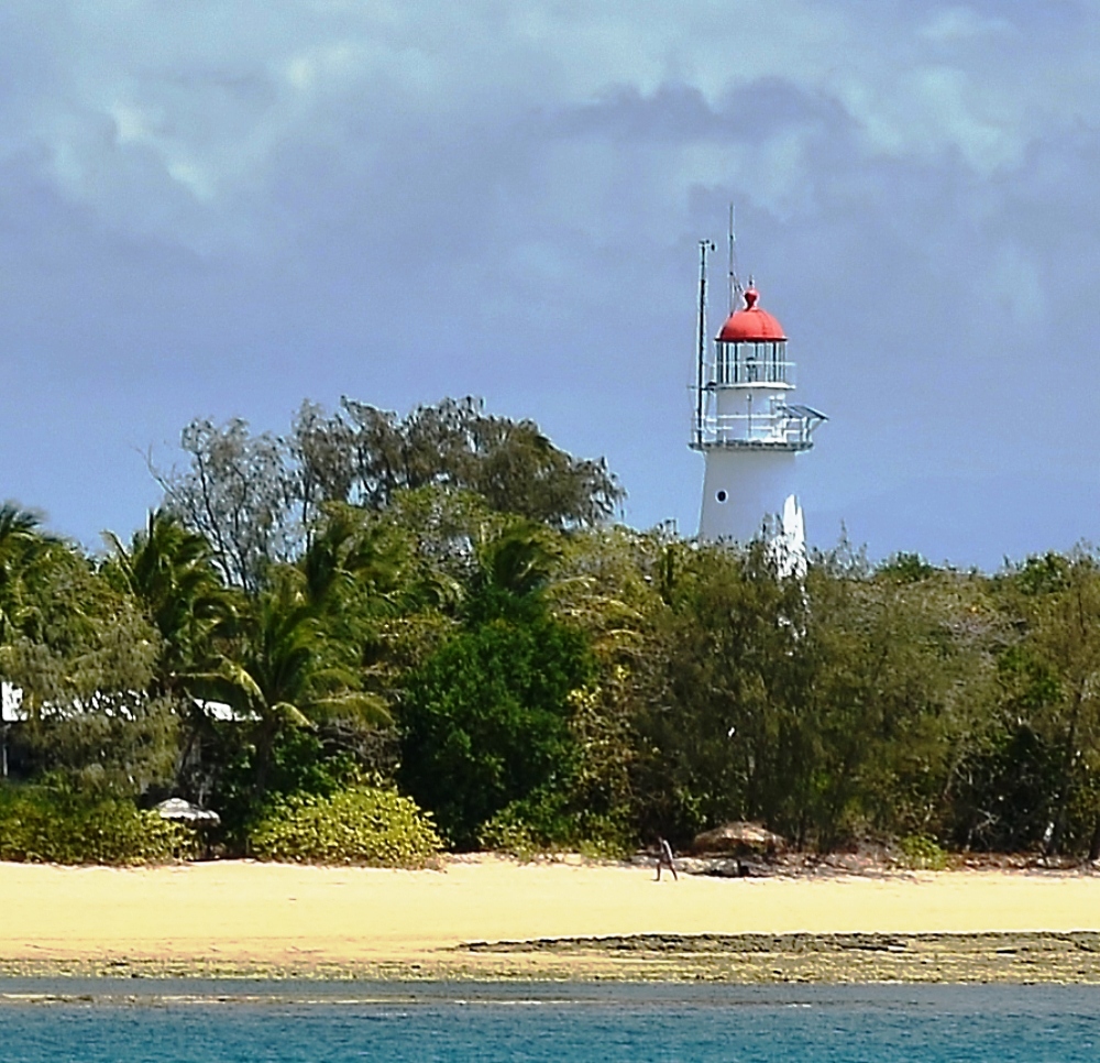 Once Around The Block - Sailing with ALANA ROSE: Sail to Low Isles