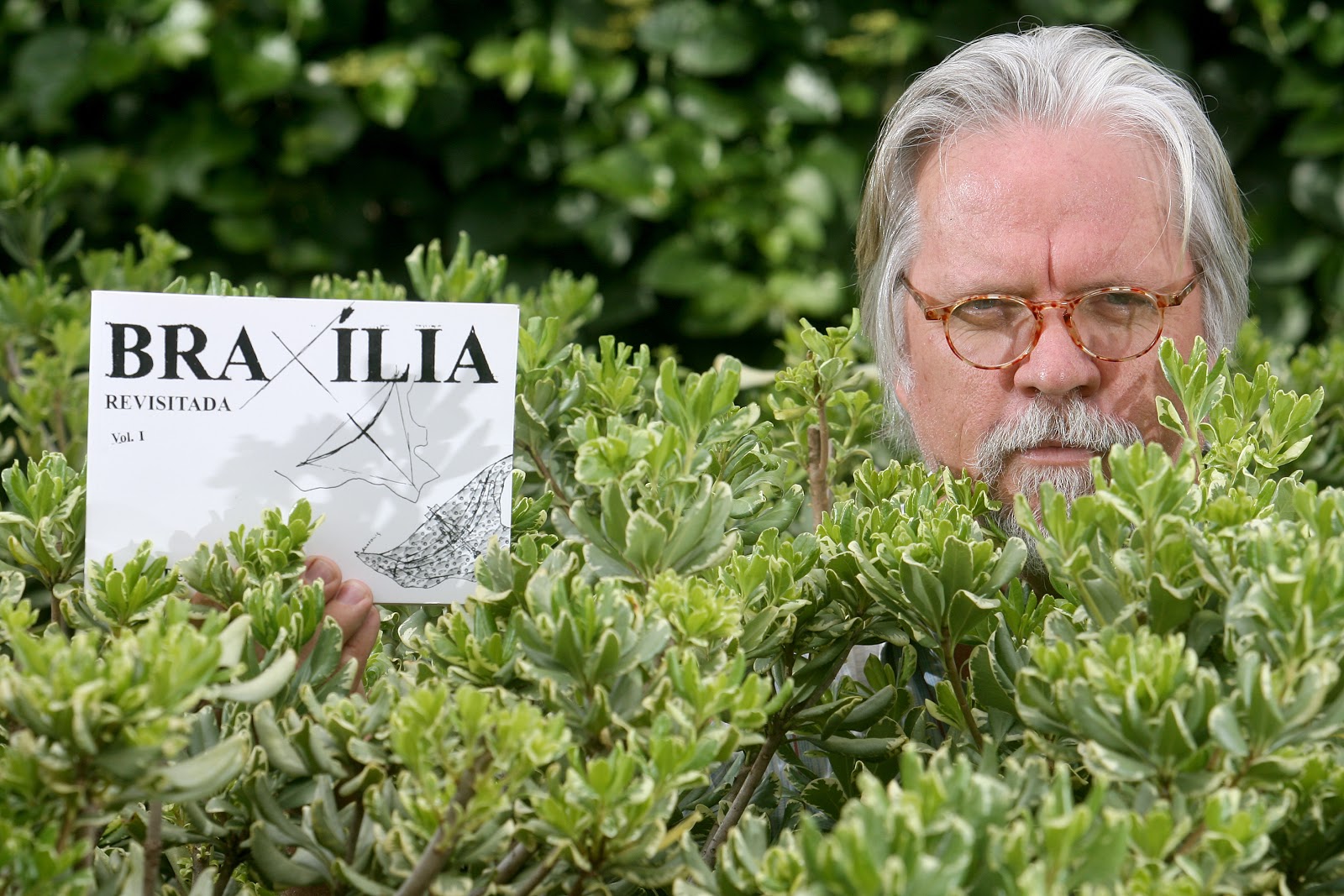 Web Focas: Brasília: a musa inspiradora do poeta Nicolas Behr