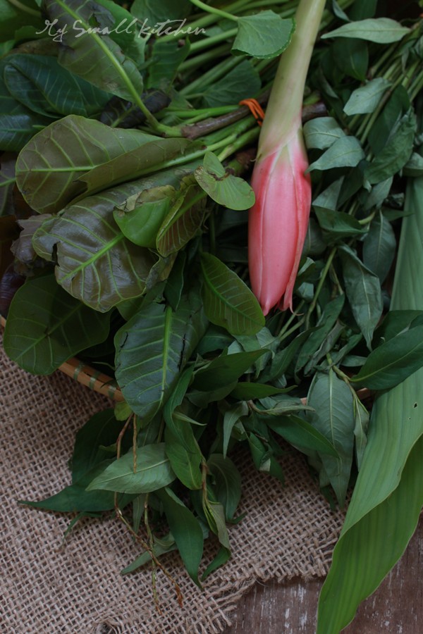My Small Kitchen: Nasi Ulam Sayur Keladi