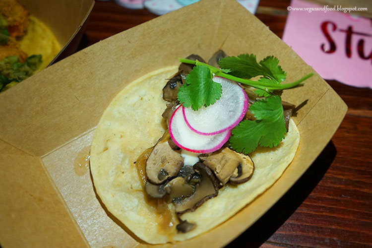 Pink Taco - West Hollywood - Vegas and Food