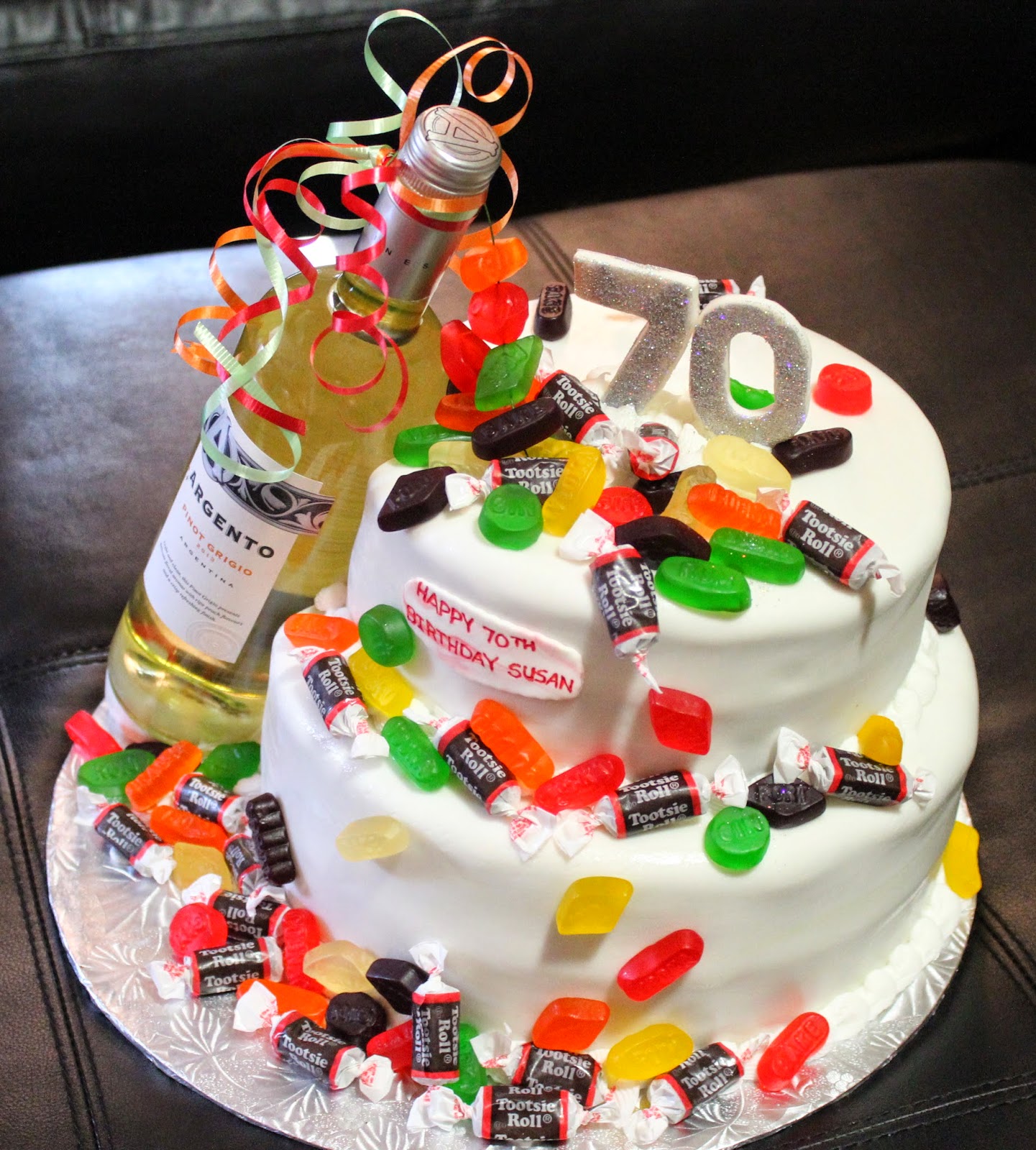 Love Dem Goodies: WINE, GUMMIES & TOOTSIE ROLLS CAKE